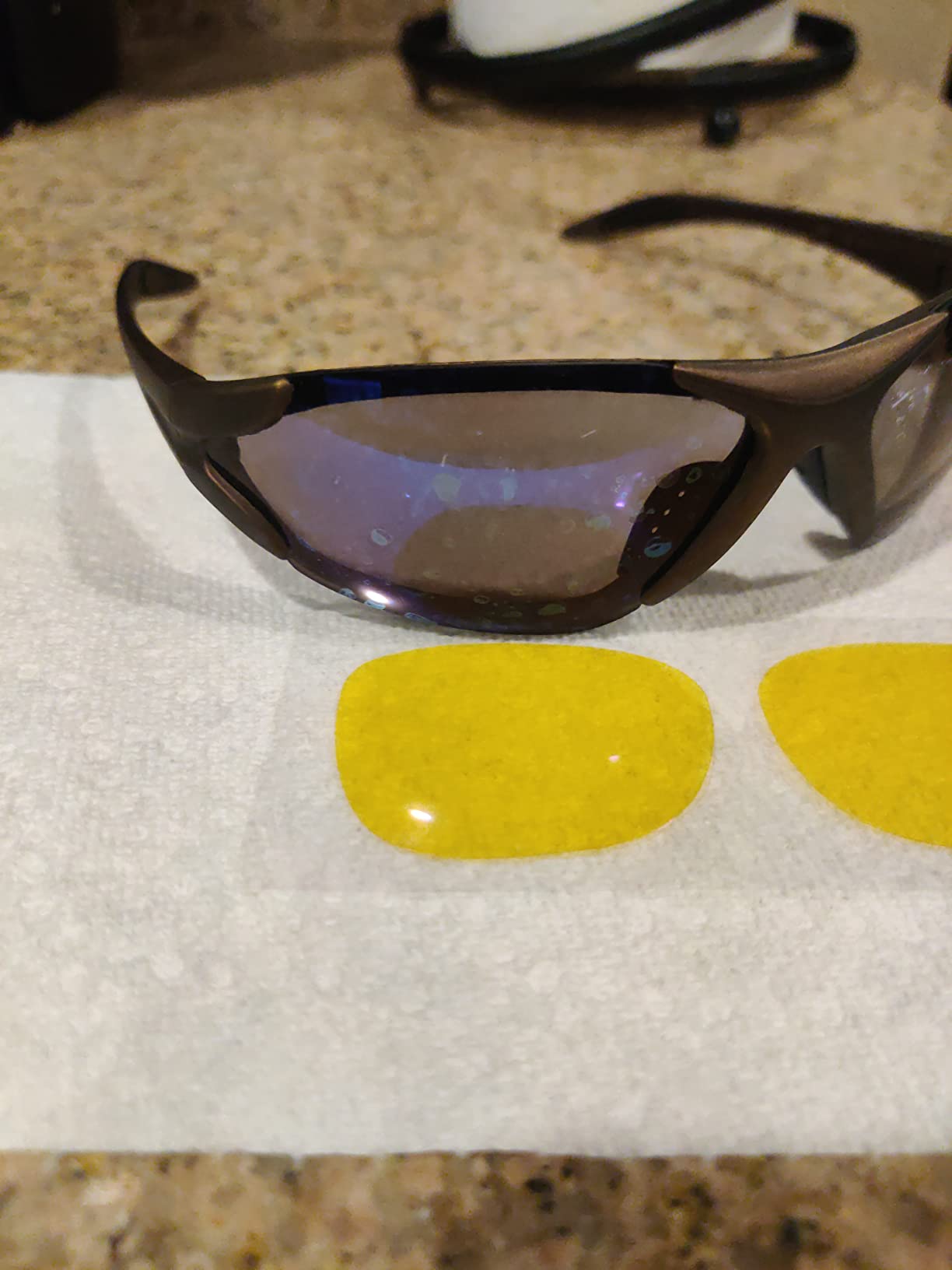 Amazon.com: ICON PD Innovative Tech Eyeglass Lens Protector - Scratch ...