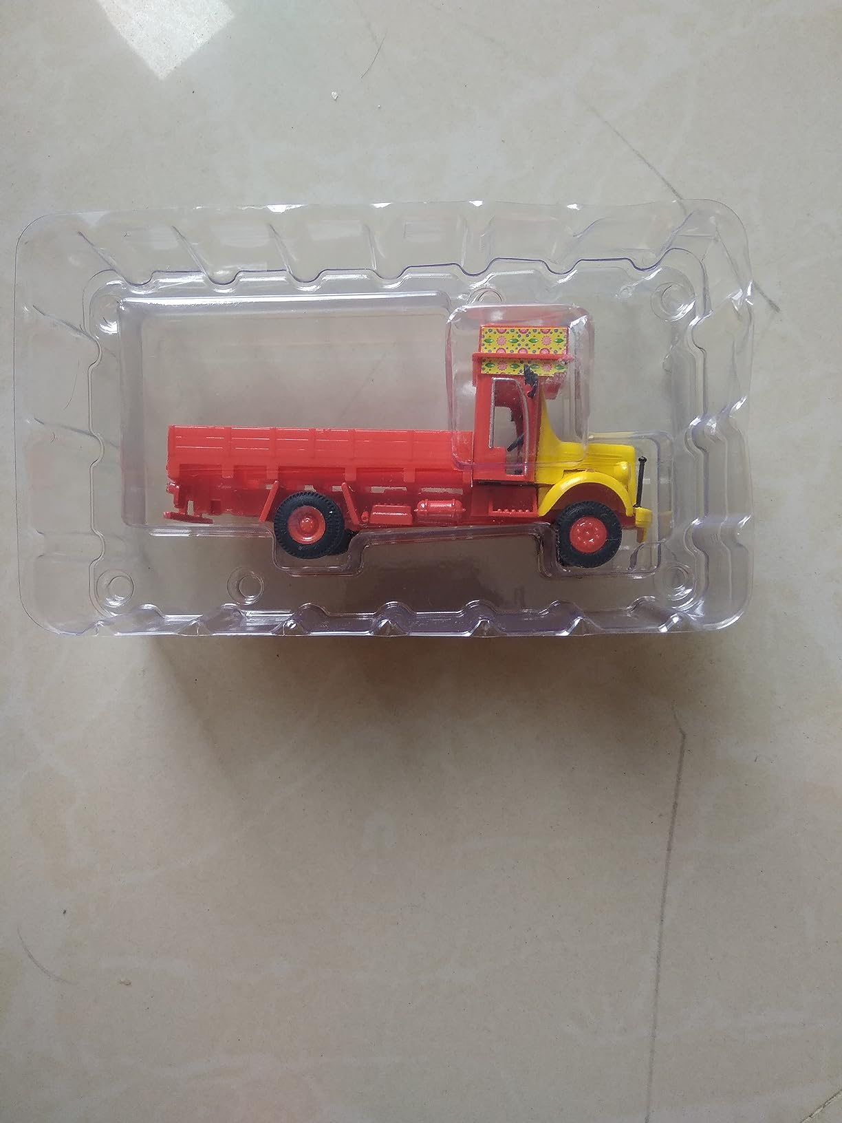 VANDI COLLECTIBLES Beautiful Indian Lorry Scale Model | Indian Truck ...