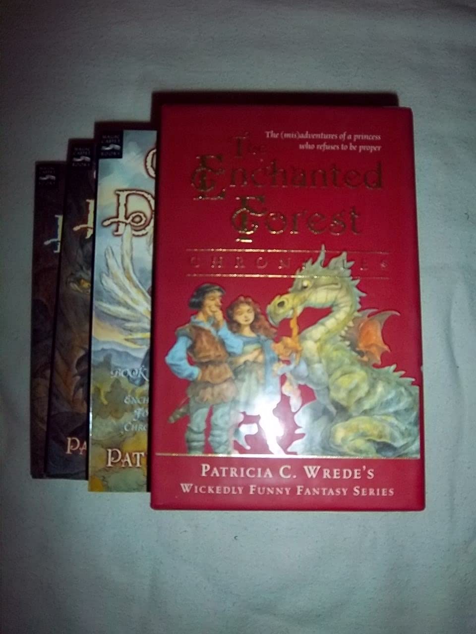 Amazon.com: The Enchanted Forest Chronicles: Dealing with Dragons ...
