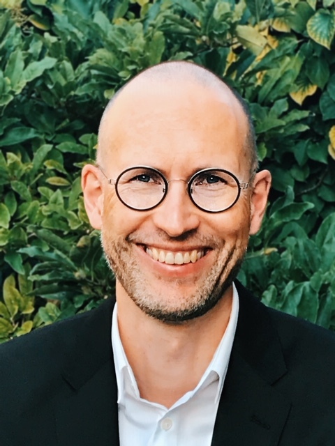 Amazon.co.uk: Christian Borch: books, biography, latest update