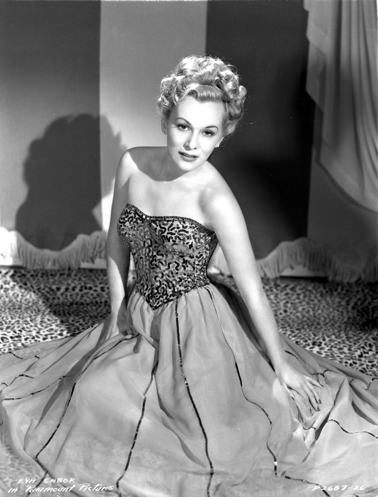 Amazon.com: Eva Gabor on a Embroidered Top sitting on the Floor Photo ...