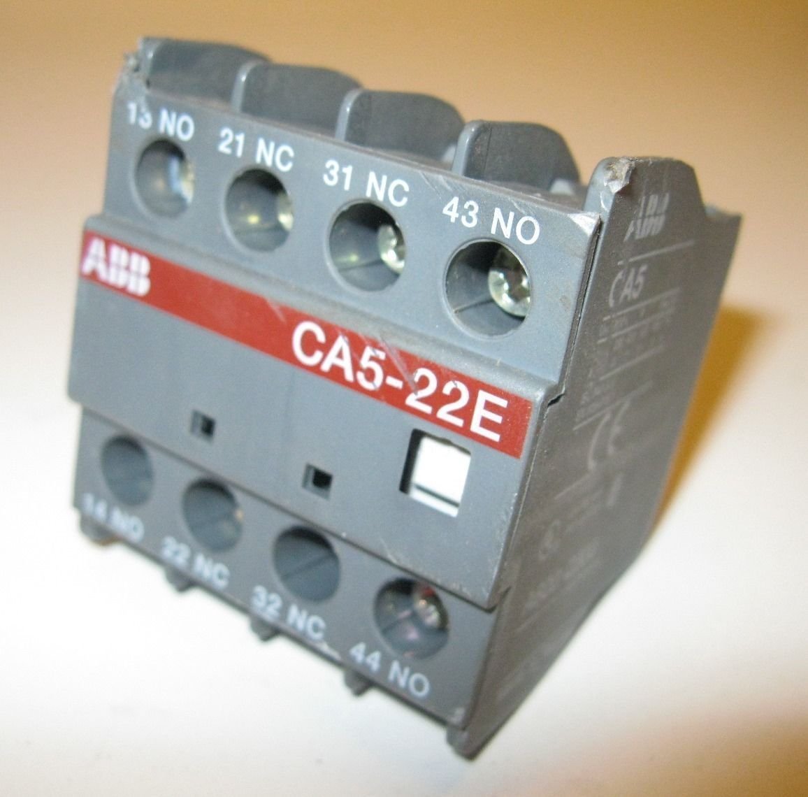 ABB, CA5-22E, 2-N/O & 2-N/C Aux Contact Block, FRONT Mount, fits A9-A110 Contactor : Amazon.in ...