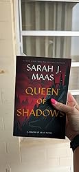 Amazon.com: Queen of Shadows (Throne of Glass, 4): 9781619636064: Maas, Sarah J: Books