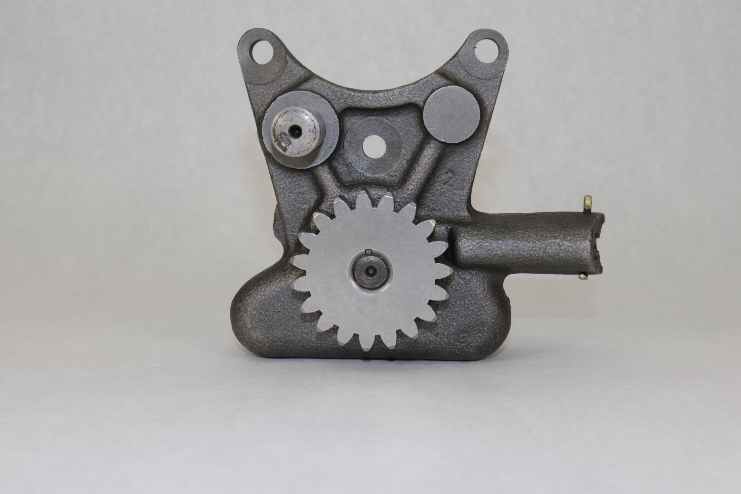Amazon.com: Oil Pump New Perkins A4.107, A4.99 3640285M1, 41314049 ...