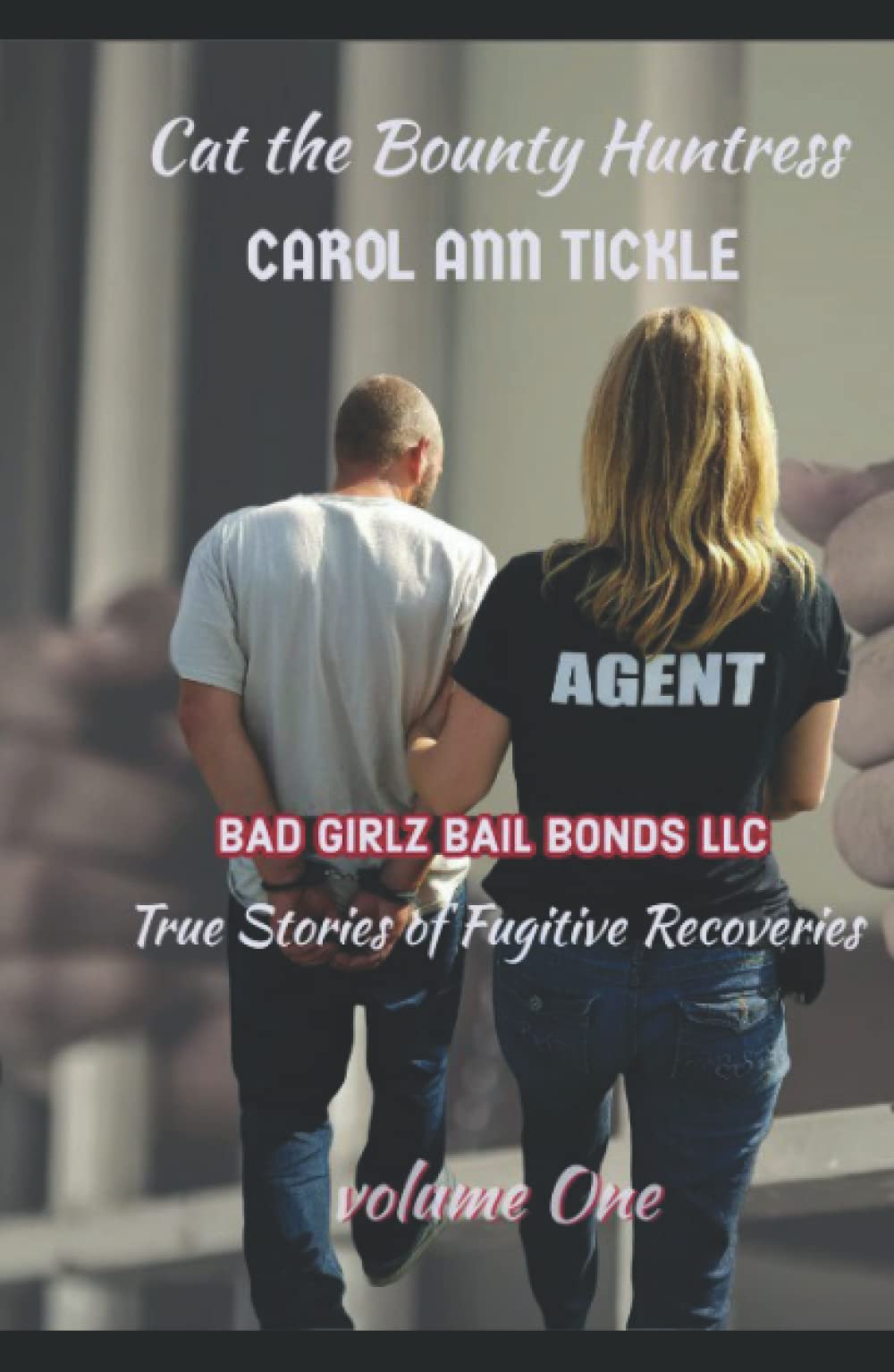 Cat the Bounty Huntress: Tickle, Carol Ann: 9798366786782: Amazon.com ...