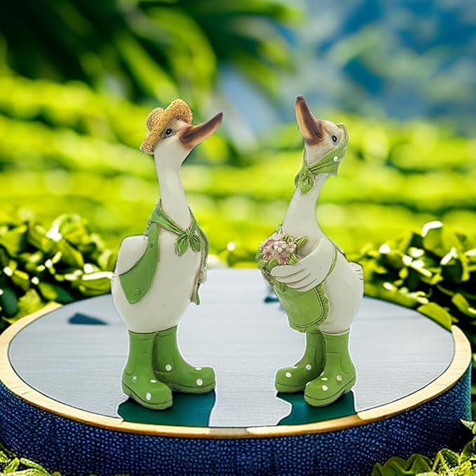 Amazon.com: DHOBY GHAUT Garden Statues Porch Goose, Cute Lawn Goose ...