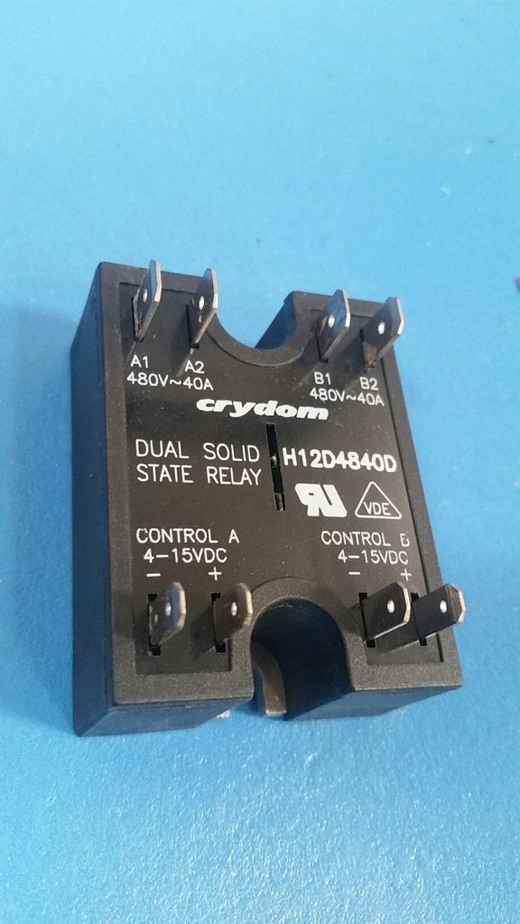 Amazon.com: Dual Solid State Relay, 4 to 15Vdc, 40A : Automotive