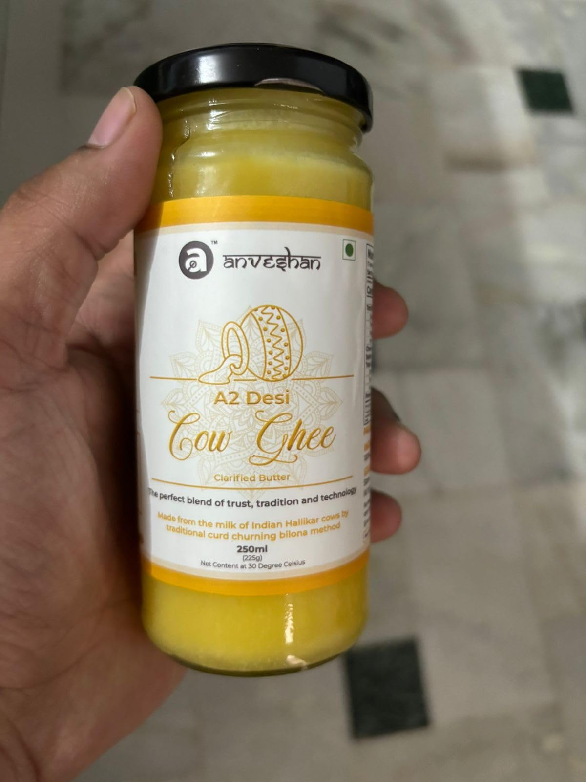 Anveshan A2 Cow Ghee 500ML | Glass Jar | Bilona Method | Curd-Churned ...