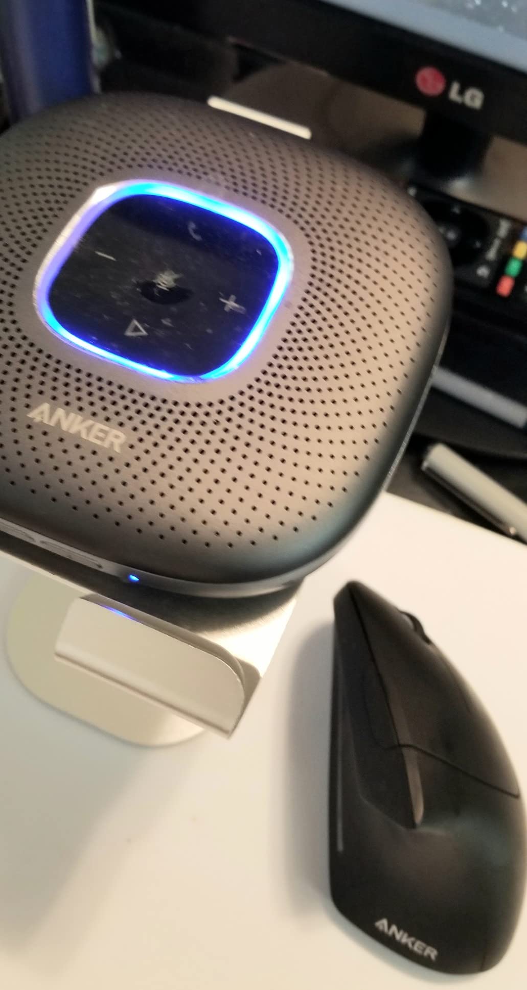 Anker PowerConf Speakerphone, Zoom Certified Conference Speaker with 6 ...