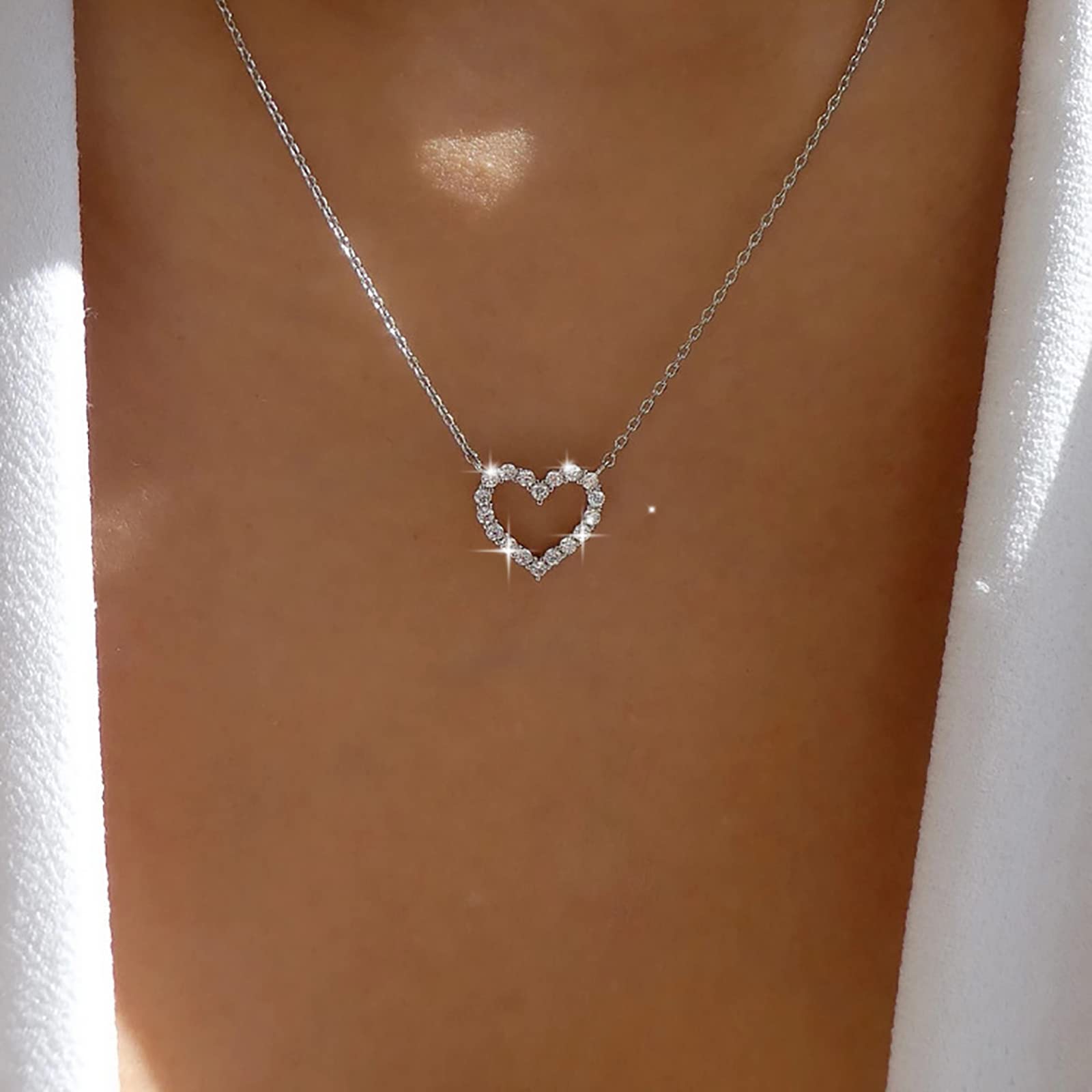 TseenYi Crystal Heart Necklace Silver Cz Heart Pendant Necklace Boho ...