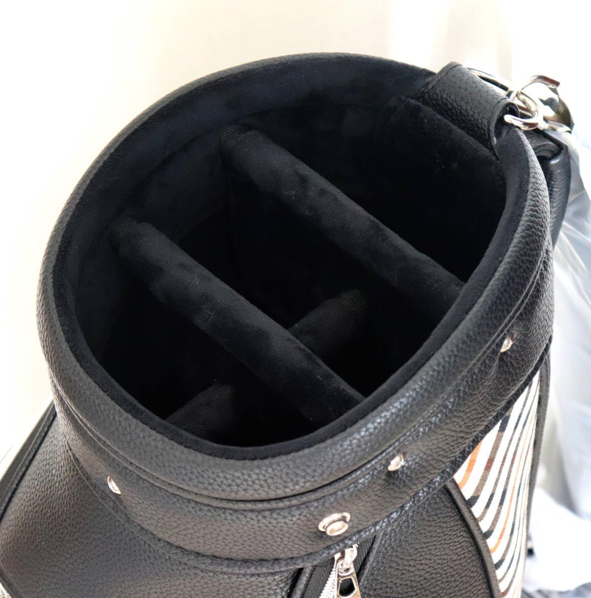 Amazon | 53,900円タグ付きDAKS GOLF ダックスゴルフ8.5型 3.0kg キャディーバッグ 黒 v3675 | ノーブランド品 | メンズキャディバッグ