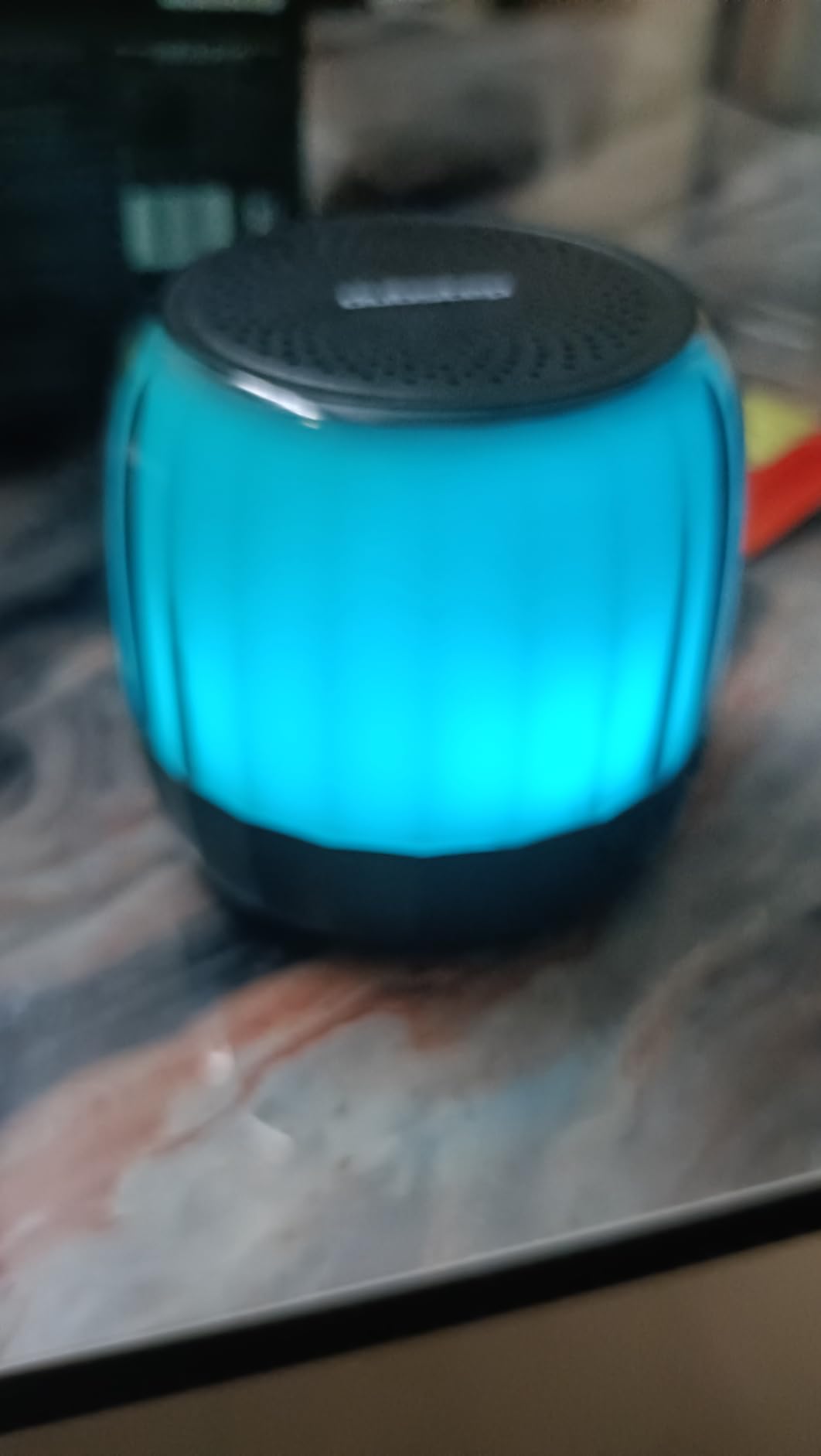 Dubstep Pop 650 Wireless Speaker with 15 Hrs Playtime, 52mm Dynamic ...