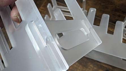 Amazon.com: Wenqik 4 Pack Acrylic Plate Stands for Display Clear ...