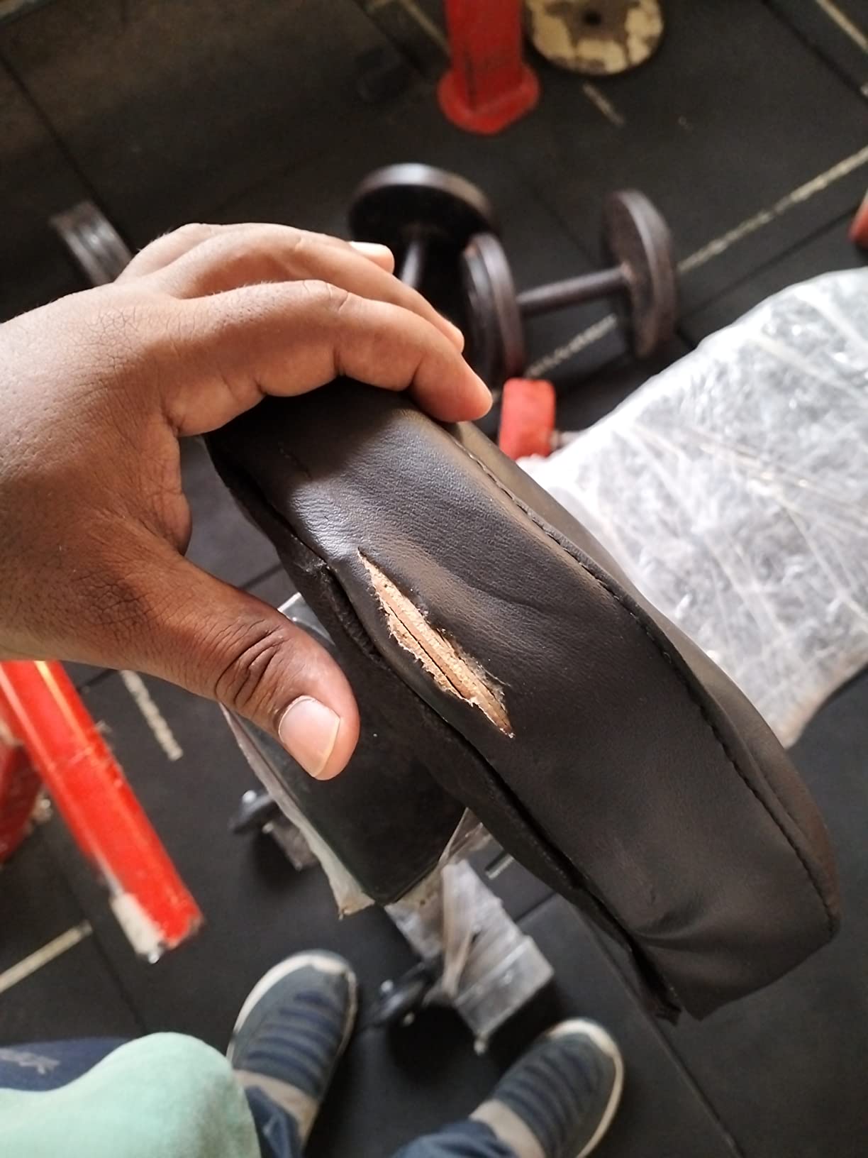 Body Maxx Heavy Duty Utility Stool Weight Bench With Moveable Wheels ...