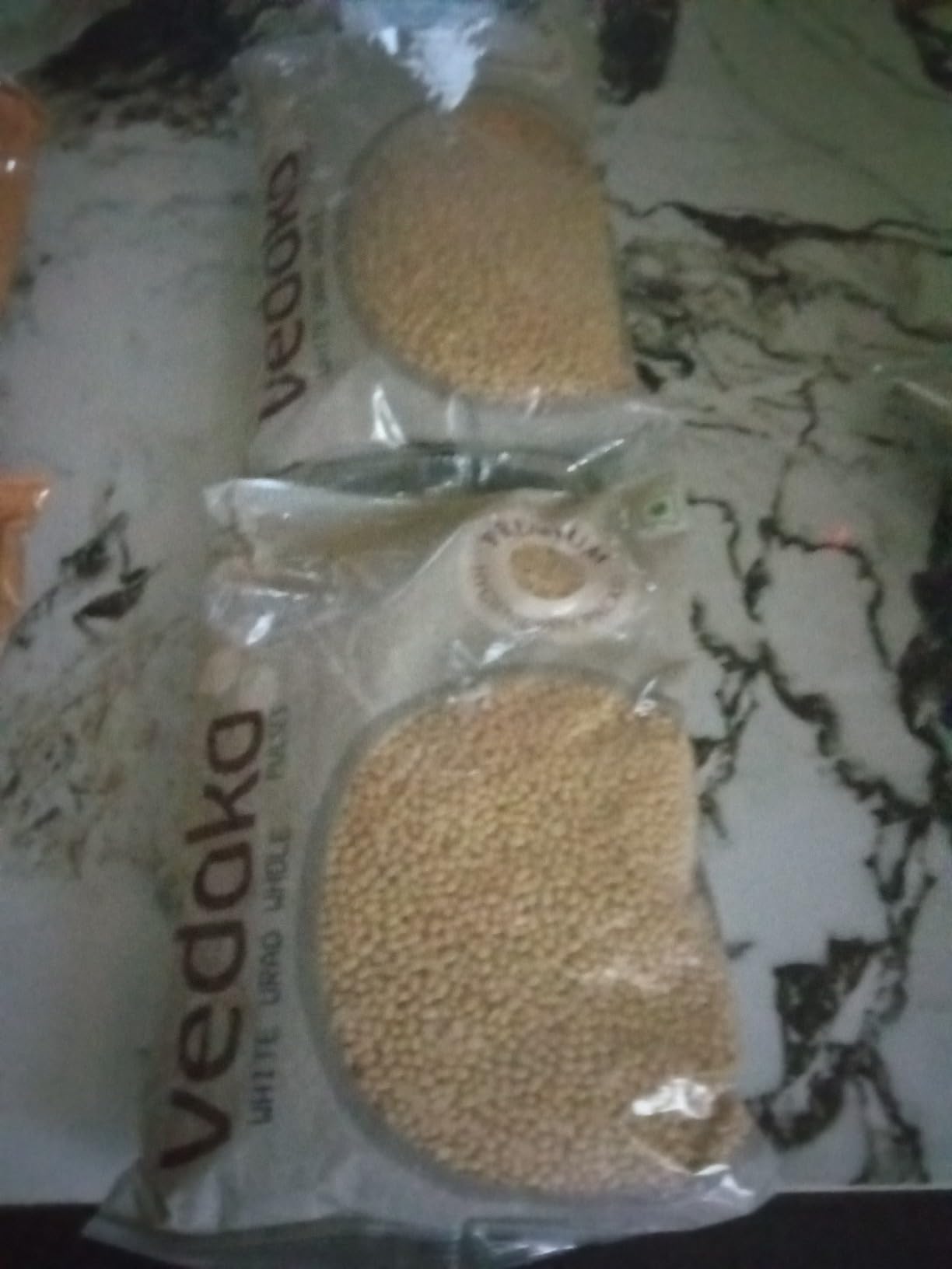 Vedaka Premium White Urad Whole, 1kg : Amazon.in: Grocery & Gourmet Foods