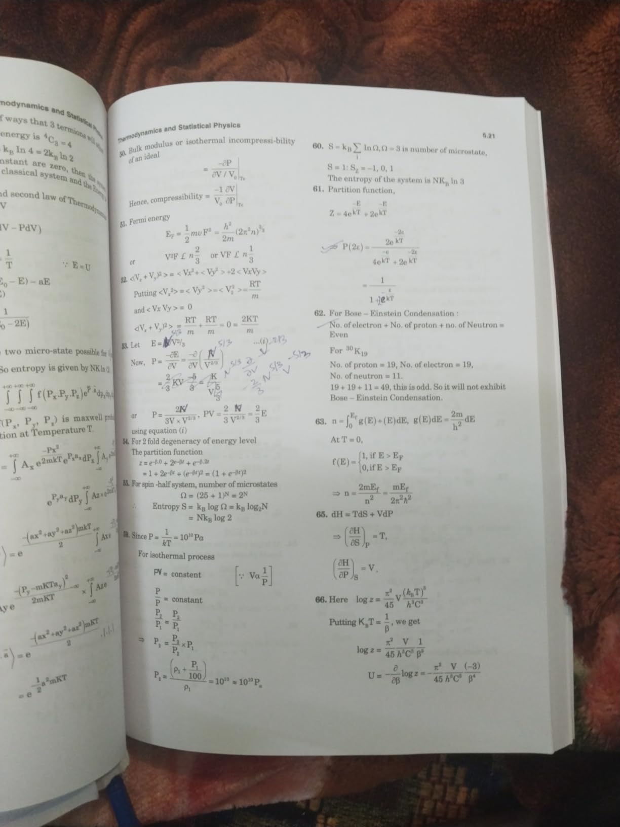 Buy GATE 2024 : Physics - 24 Years' Chapter-wise & Year-wise Solved Papers 2000-2023 by GKP Book ...