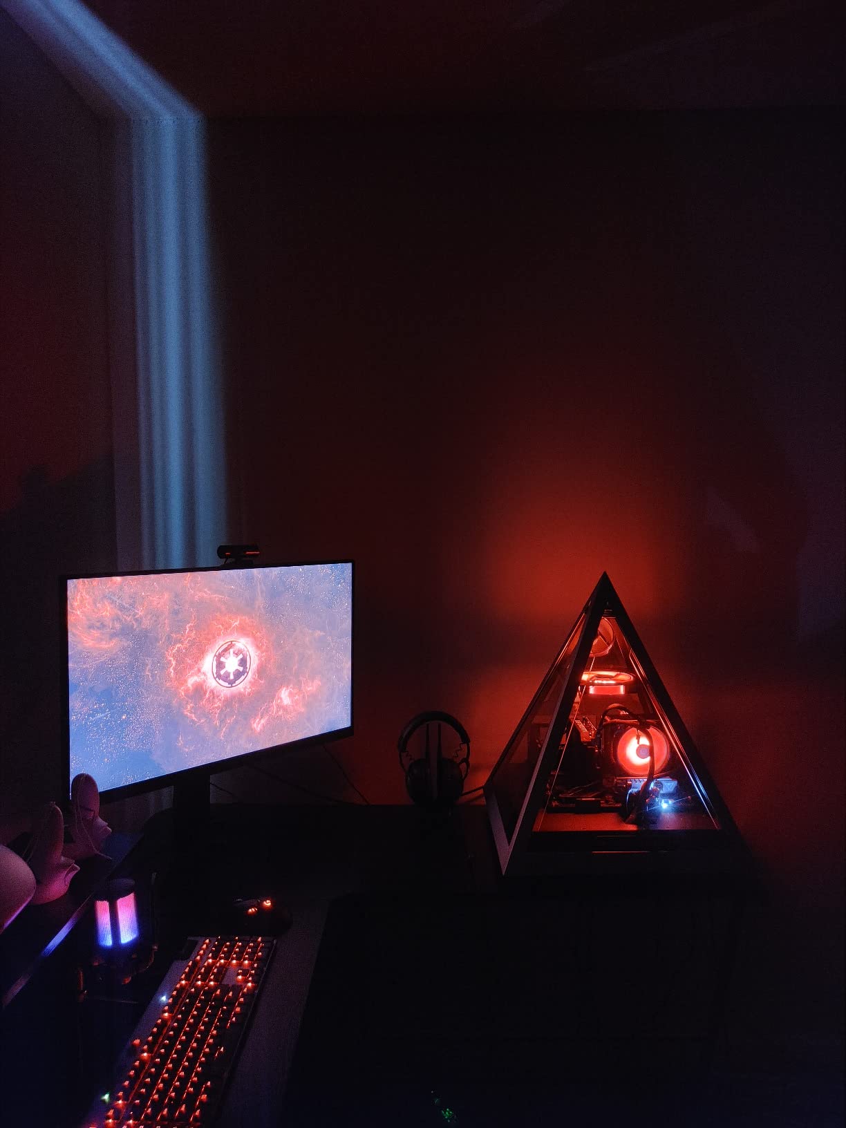 $13/mo - Finance AZZA CSAZ-804L Pyramid Innovative ATX case | Buy Now ...