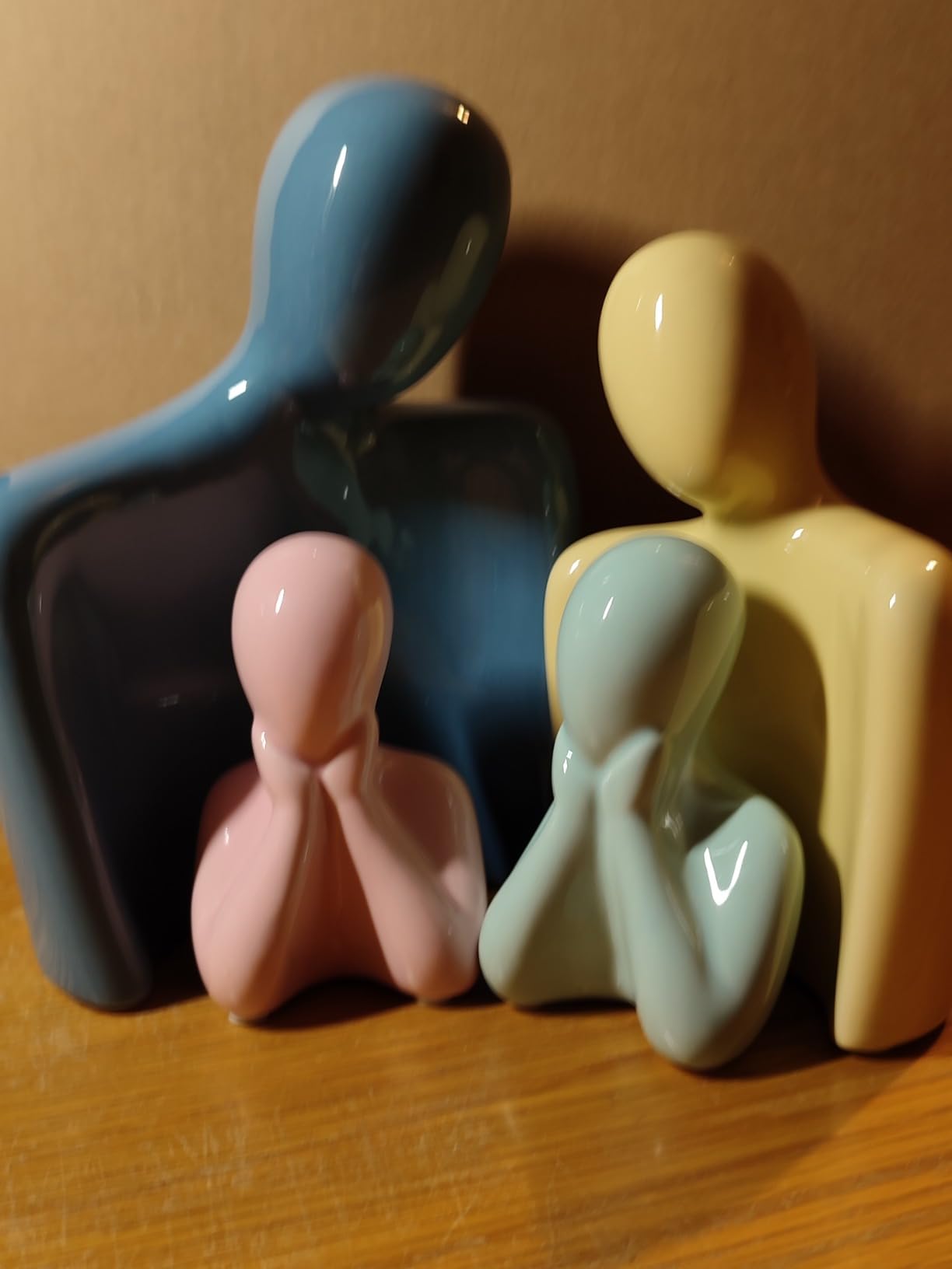 Kityemo Ceramic Family of Four Sculpture - Elegant Home Decor Figurine ...