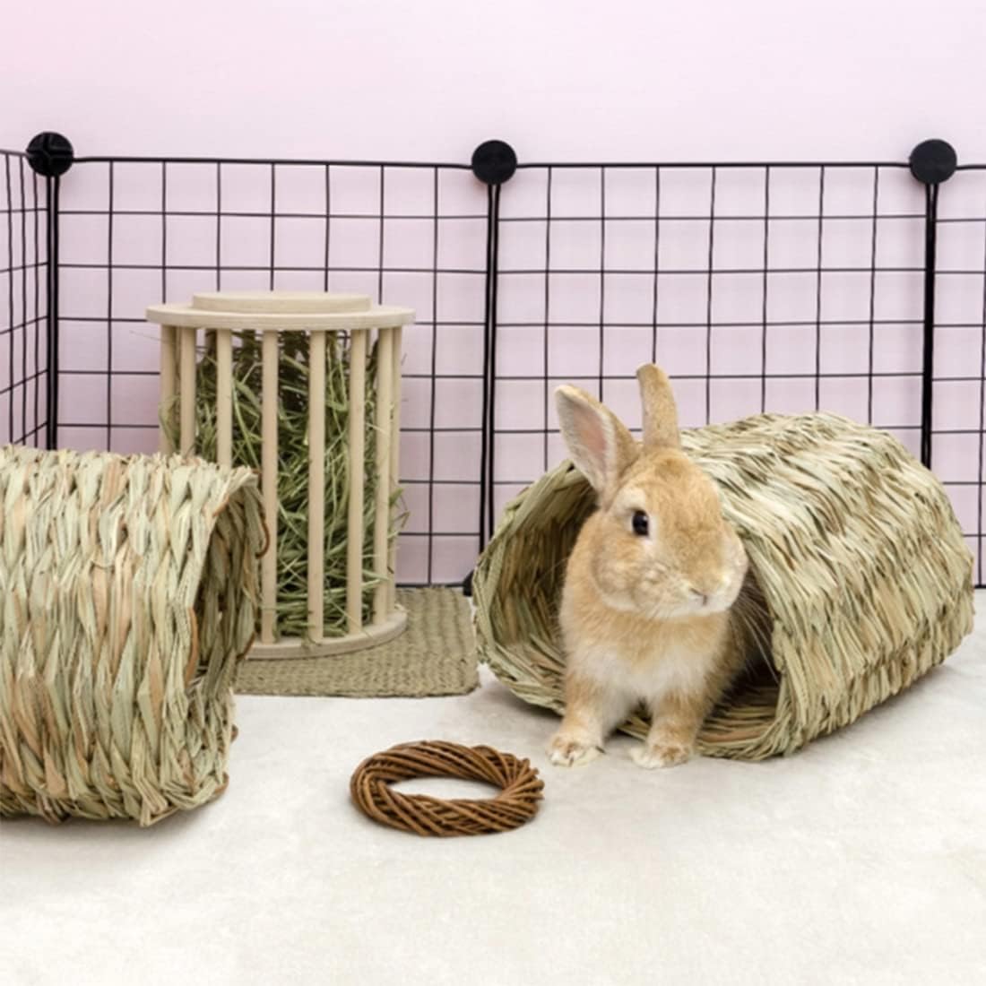 Natural Straw Woven Rabbit Hideaway Hut For Small Togo