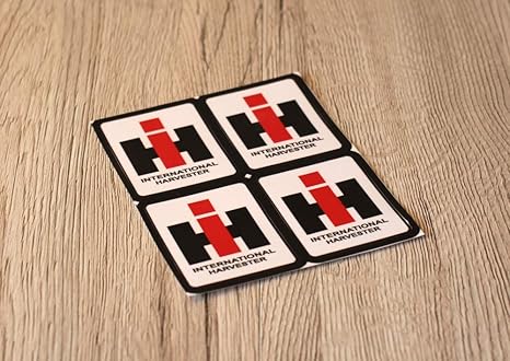 Eil Bulldog Versand IHC Aufkleber Logoaufkleber 4er Set Traktor Emblem ...