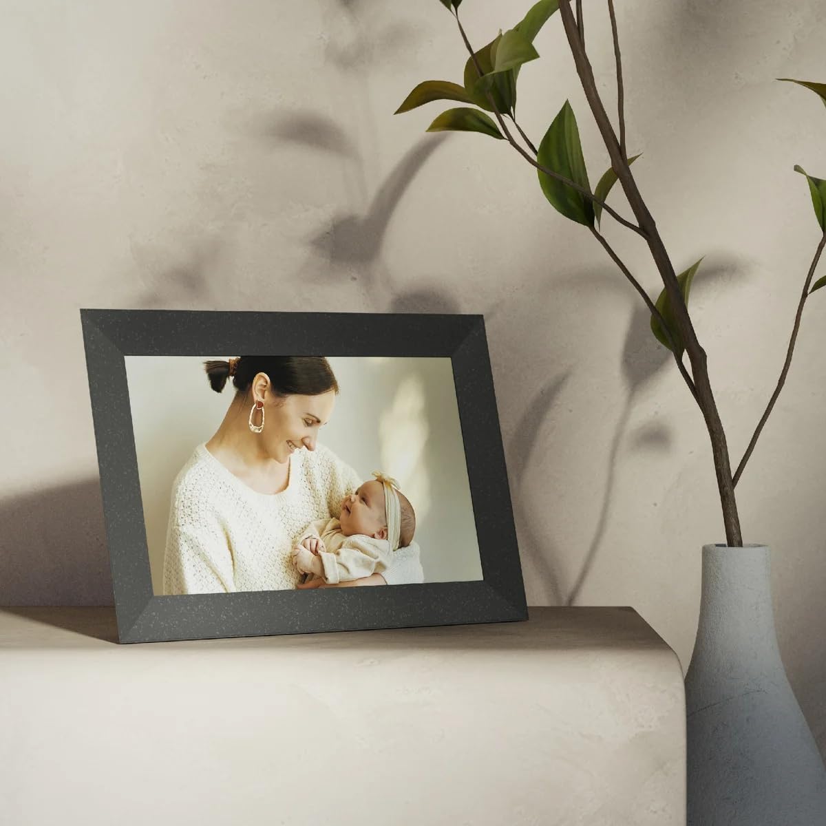 AURA 10.1" Digital Frame with Wi-Fi - Beautifully Simple