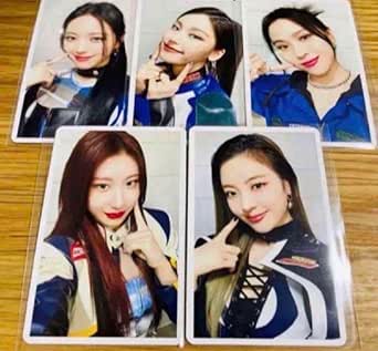 Amazon.co.jp: ITZY voltage 通常盤 トレカ コンプ : おもちゃ