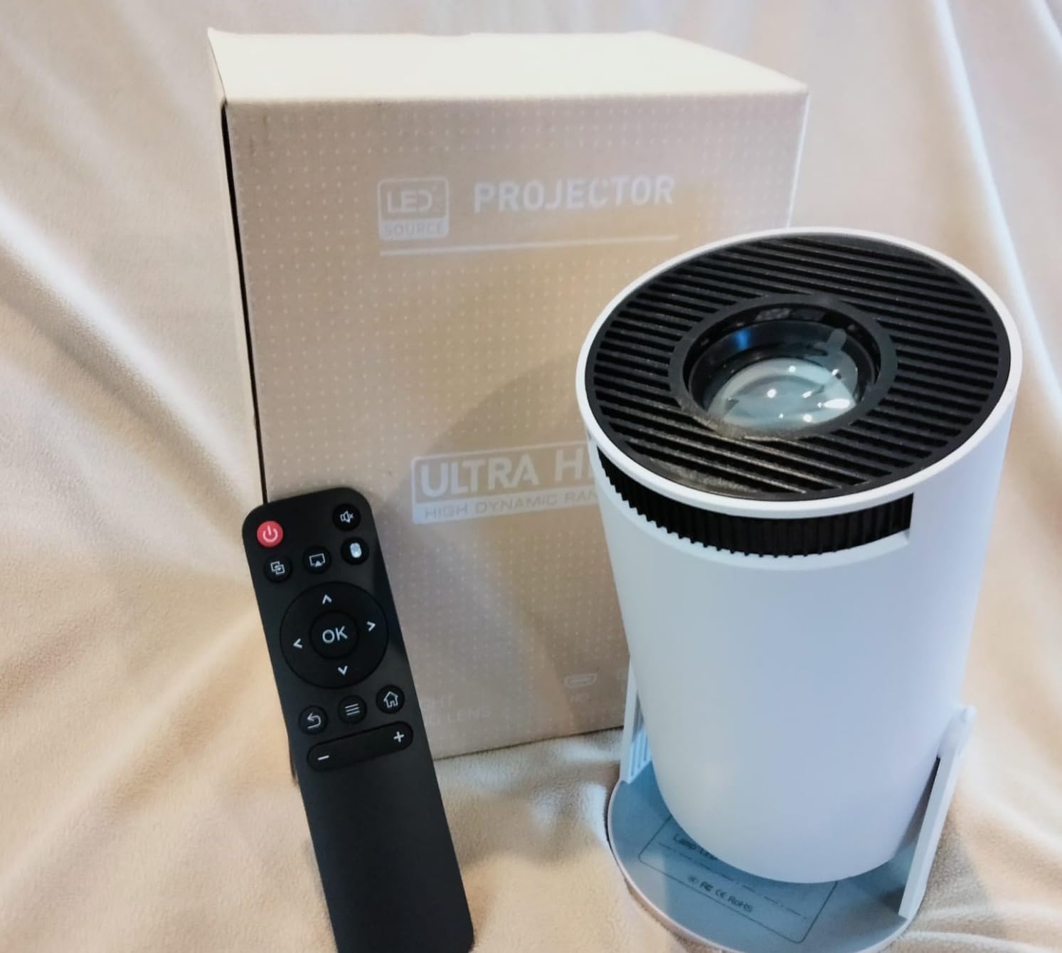 RHSTAO 4K Mini Projector with WiFi 6 and Bluetooth 5.0-200 ANSI Native ...