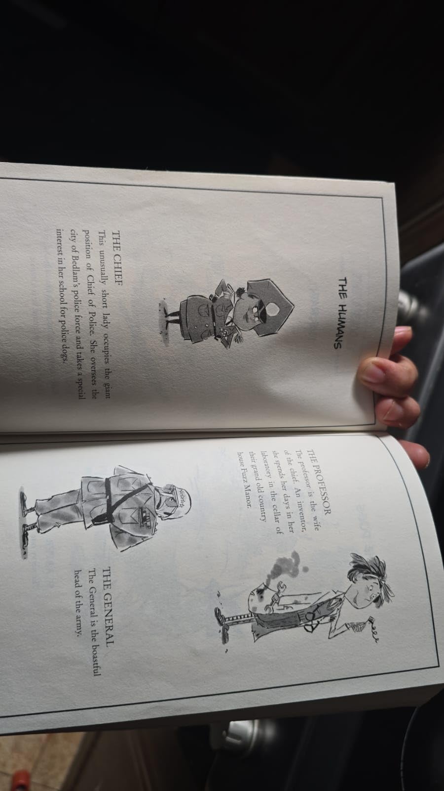Robodog: A book by David Walliams eBook : Walliams, David, Stower, Adam ...