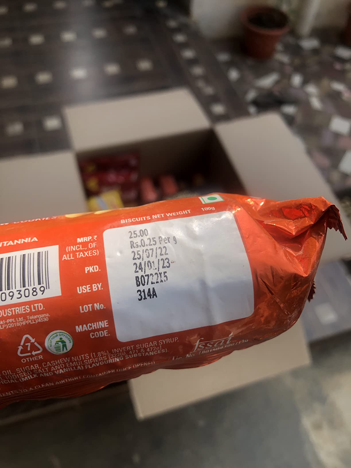 Britannia Good Day Choco Chip Cookies, 400 g : Amazon.in: Grocery ...