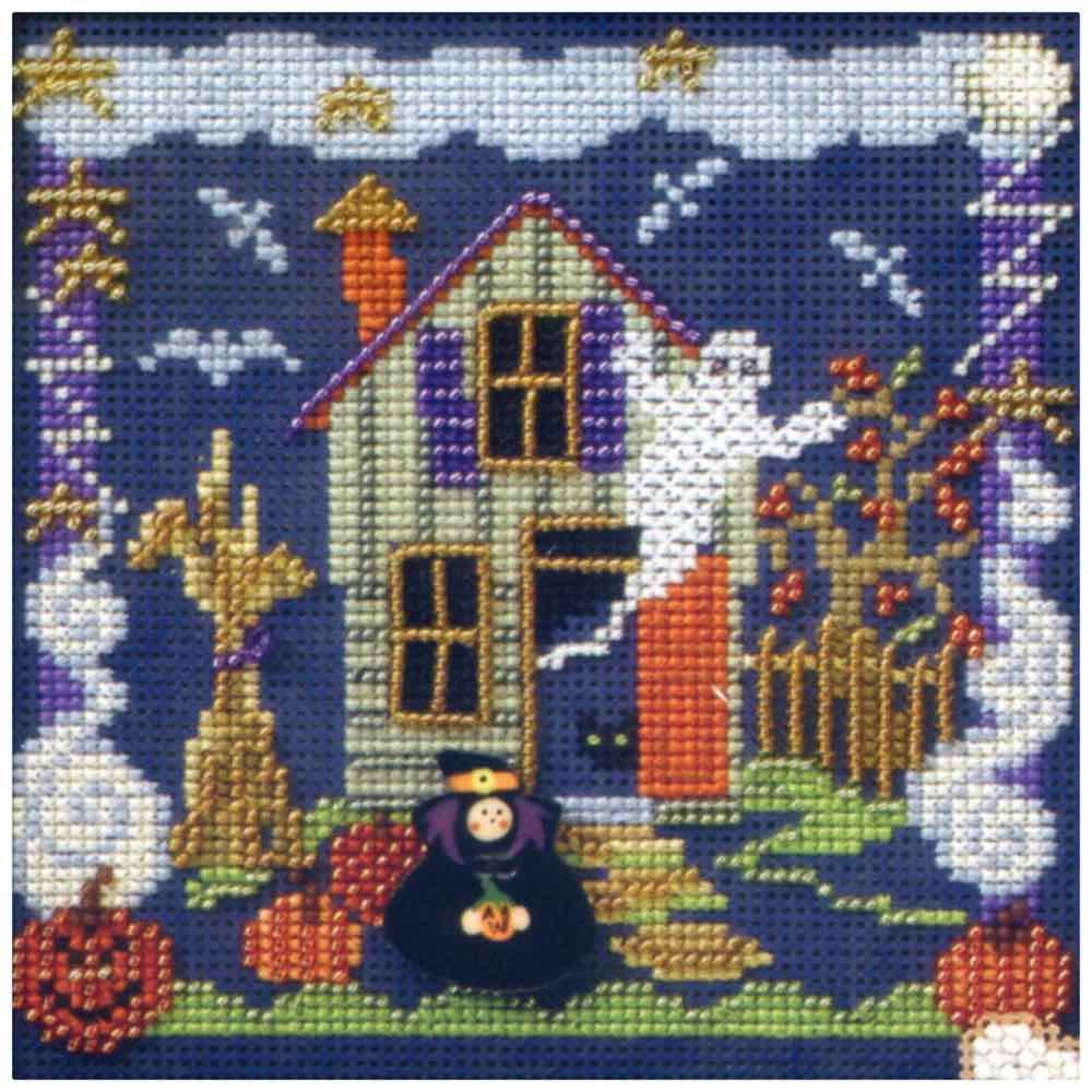 Amazon.com: Boo House