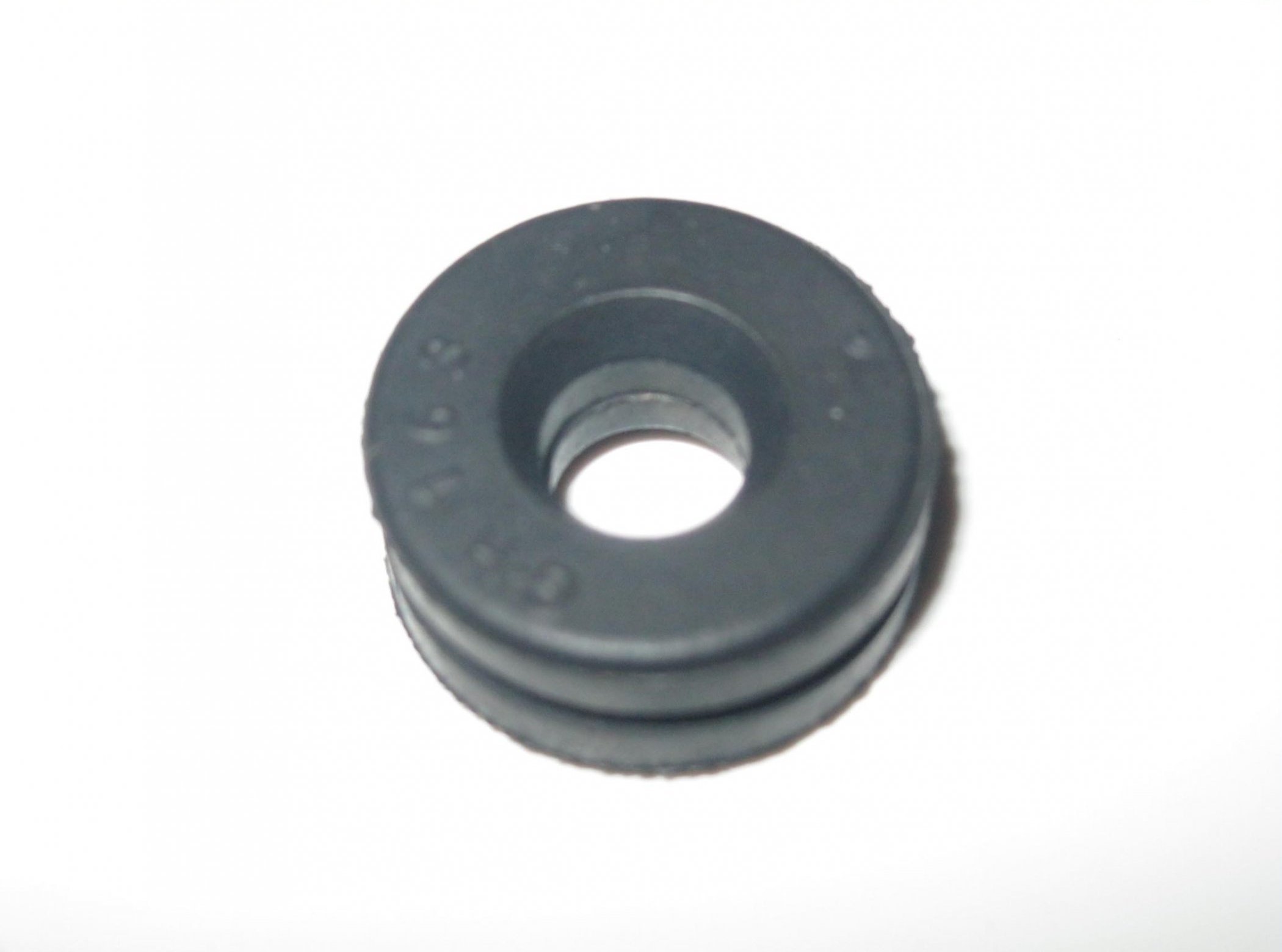 Amazon | BMW Engine Cover Trim Rubber Mounting Grommet Bush 11127501588 ...