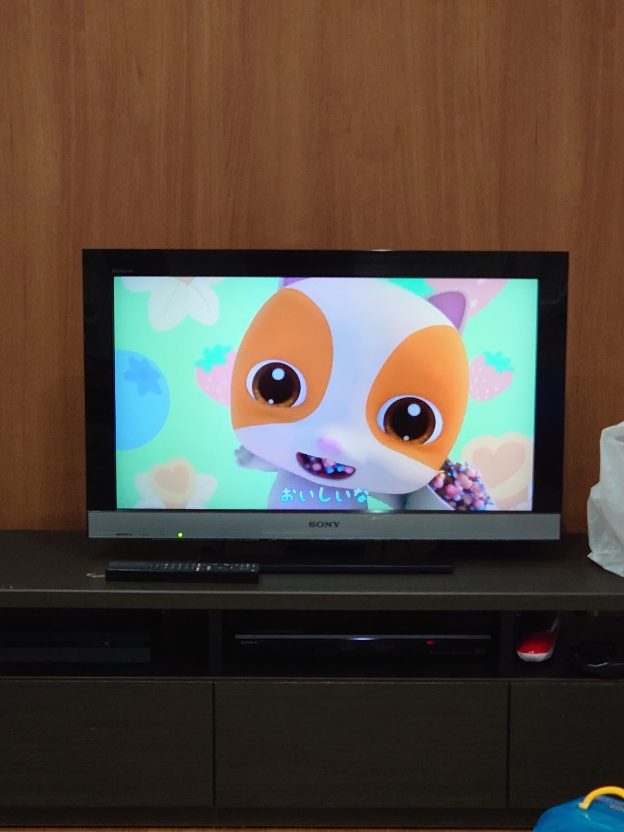 Amazon.co.jp: BabyBus DVD vol.10「たべものスペシャル」 知育 早期教育 食育教育 子供 赤ちゃん 働く車 0歳 ...