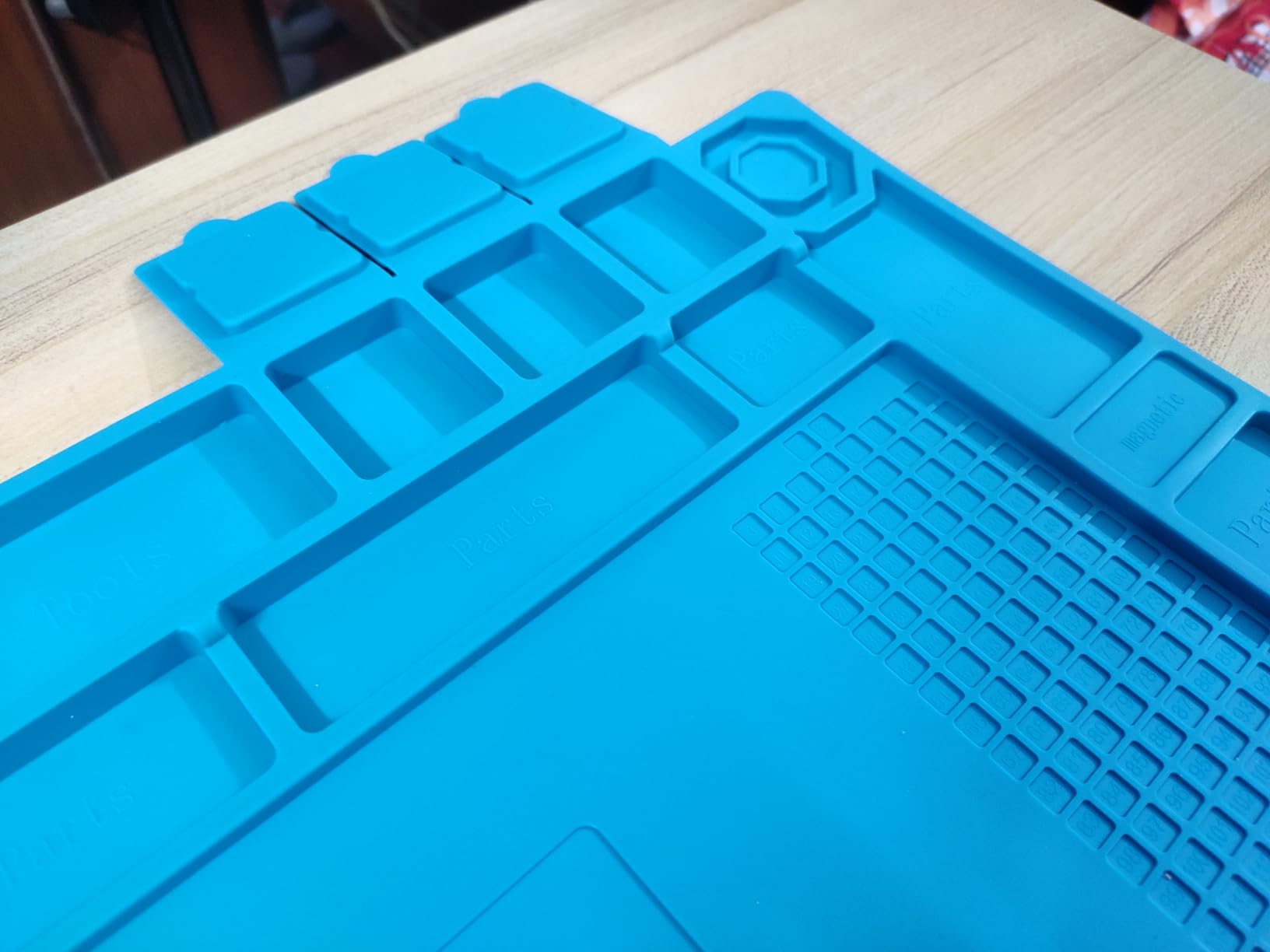 Anti Static ESD Safe Heat Insulation Silicone Magnetic Mat for Mobile ...