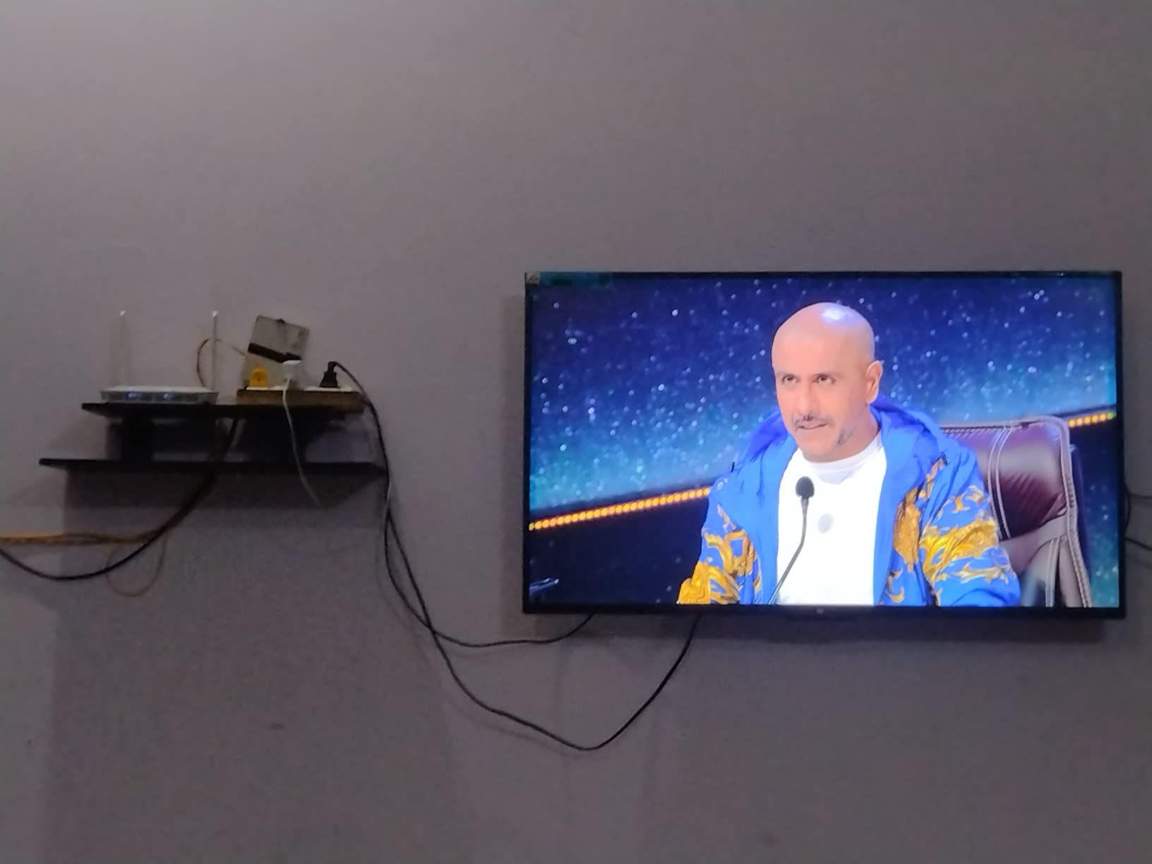 TV Setup Box Stand/TV Set UP Box Holder/TV Remote Holder (Glossy ...