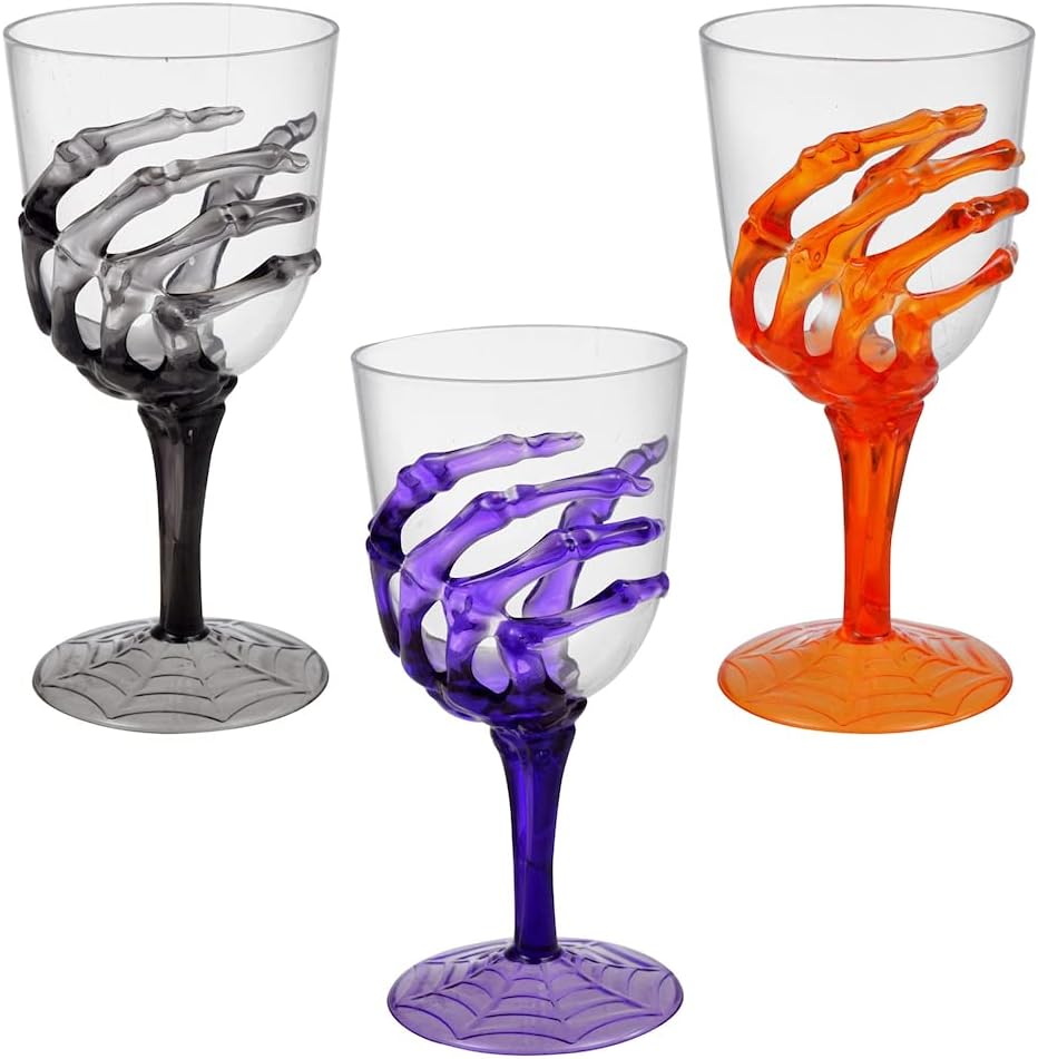 Amazon.com: Spooky Skeleton Hand Plastic Goblets, 11.8 oz. : Home & Kitchen