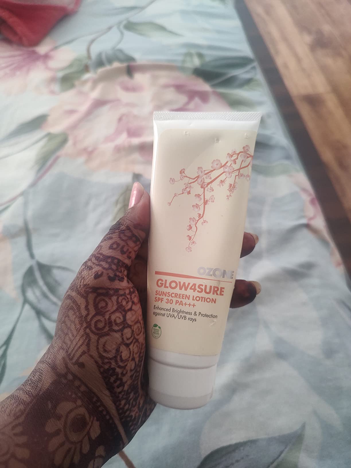 Ozone Glow4sure Sunscreen SPF 30 PA+++ | Enriched with Aloe Vera and ...