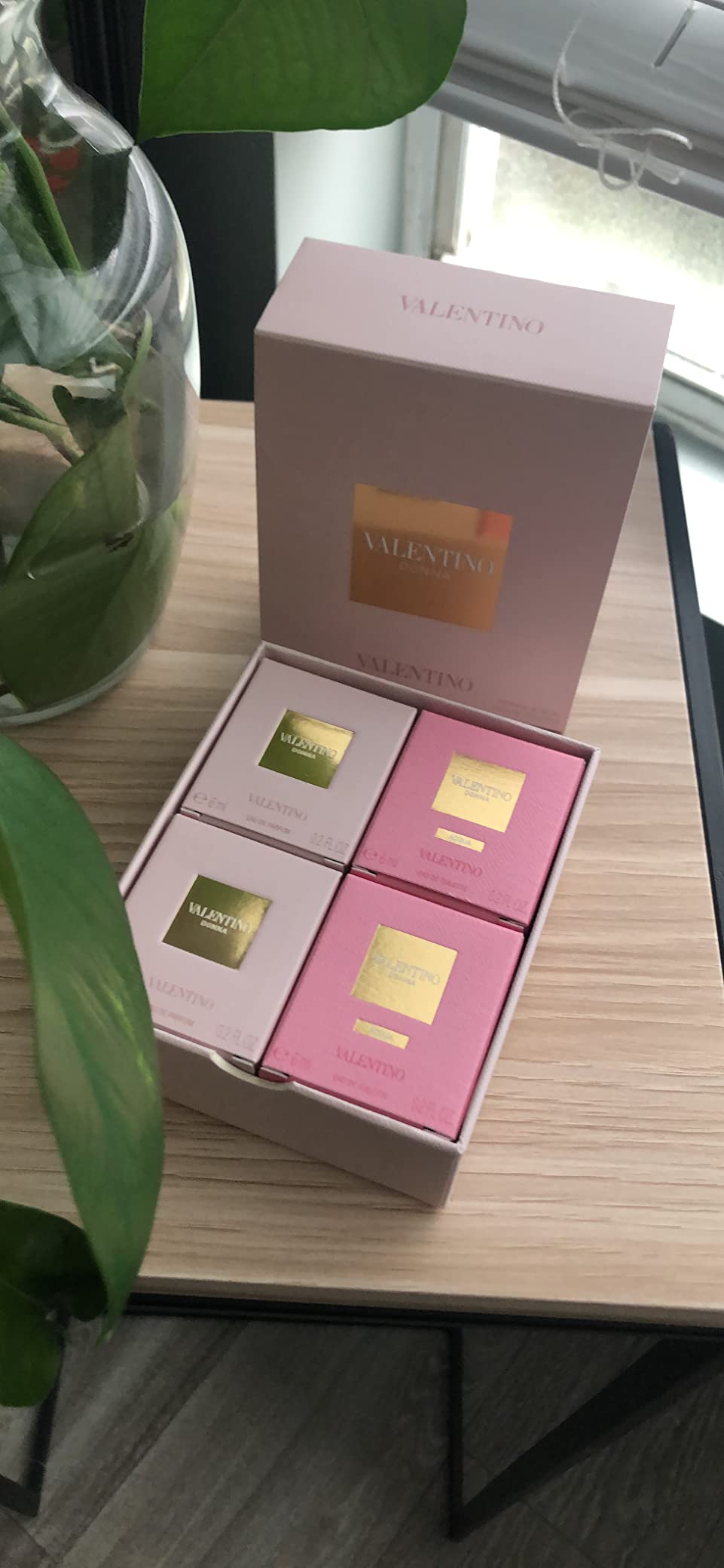 $9/mo - Finance Valentino Donna 4 Piece Miniature Gift Set | Buy Now ...