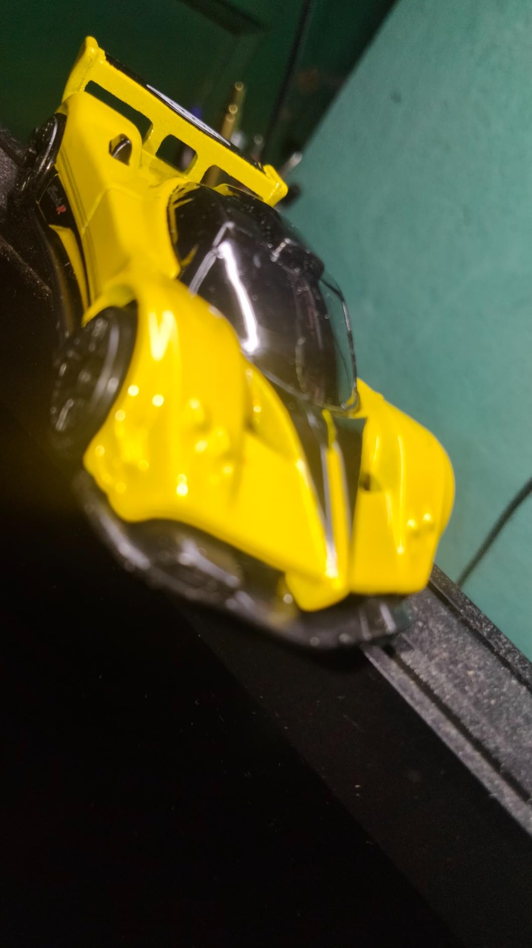 Hot Wheels Pagani Zonda R HW Race Day Ages 3 and Up (Yellow) : Amazon ...