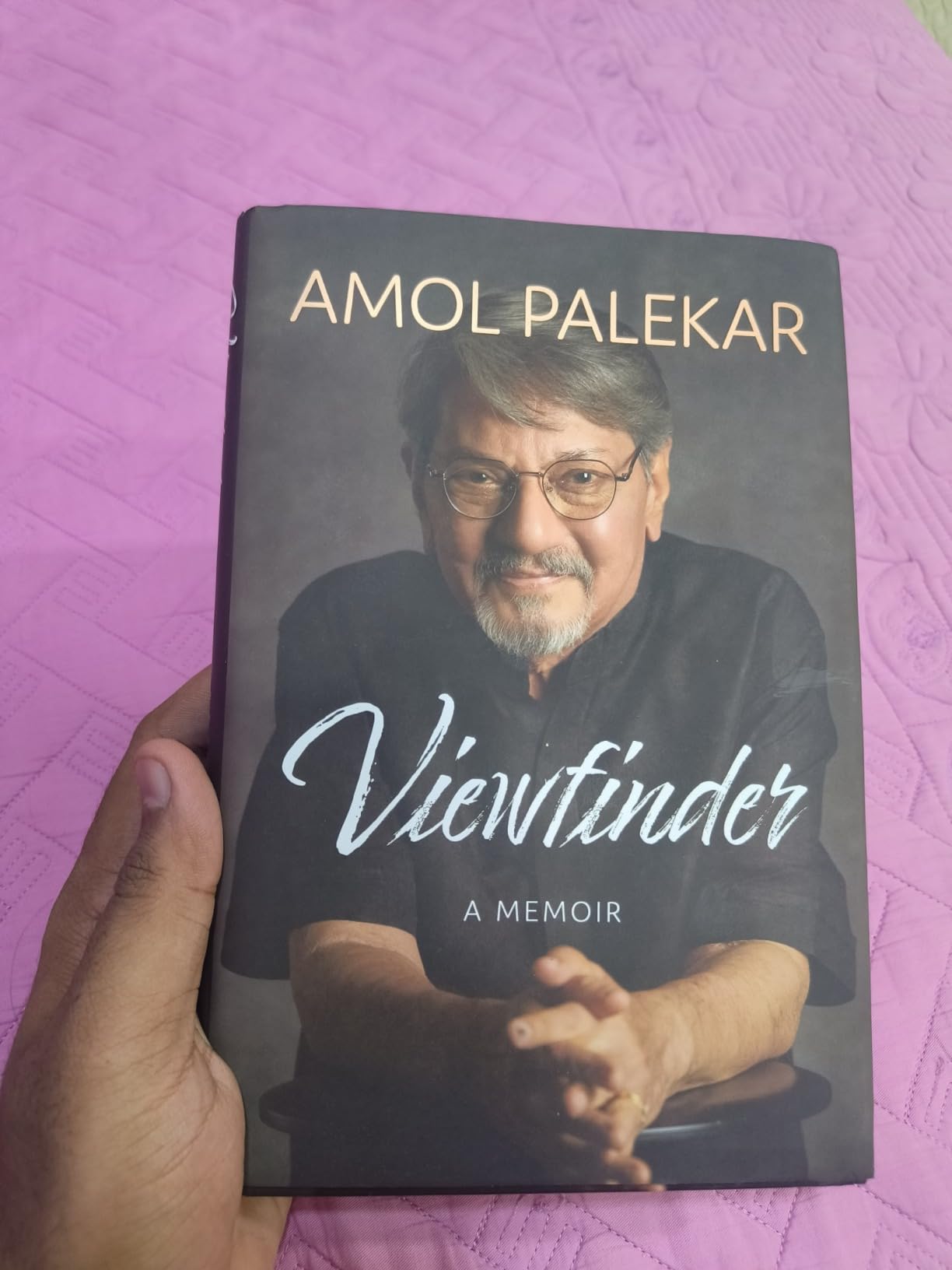 Buy Viewfinder: A Memoir Book Online at Low Prices in India ...