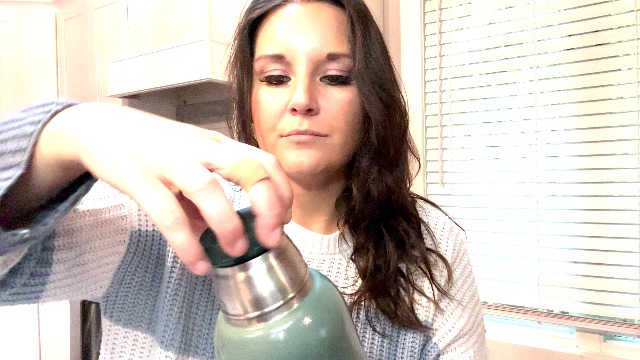 Watch Stanley Classic Vacuum Insulated Wide Mouth Bottle DEMO on Amazon ...