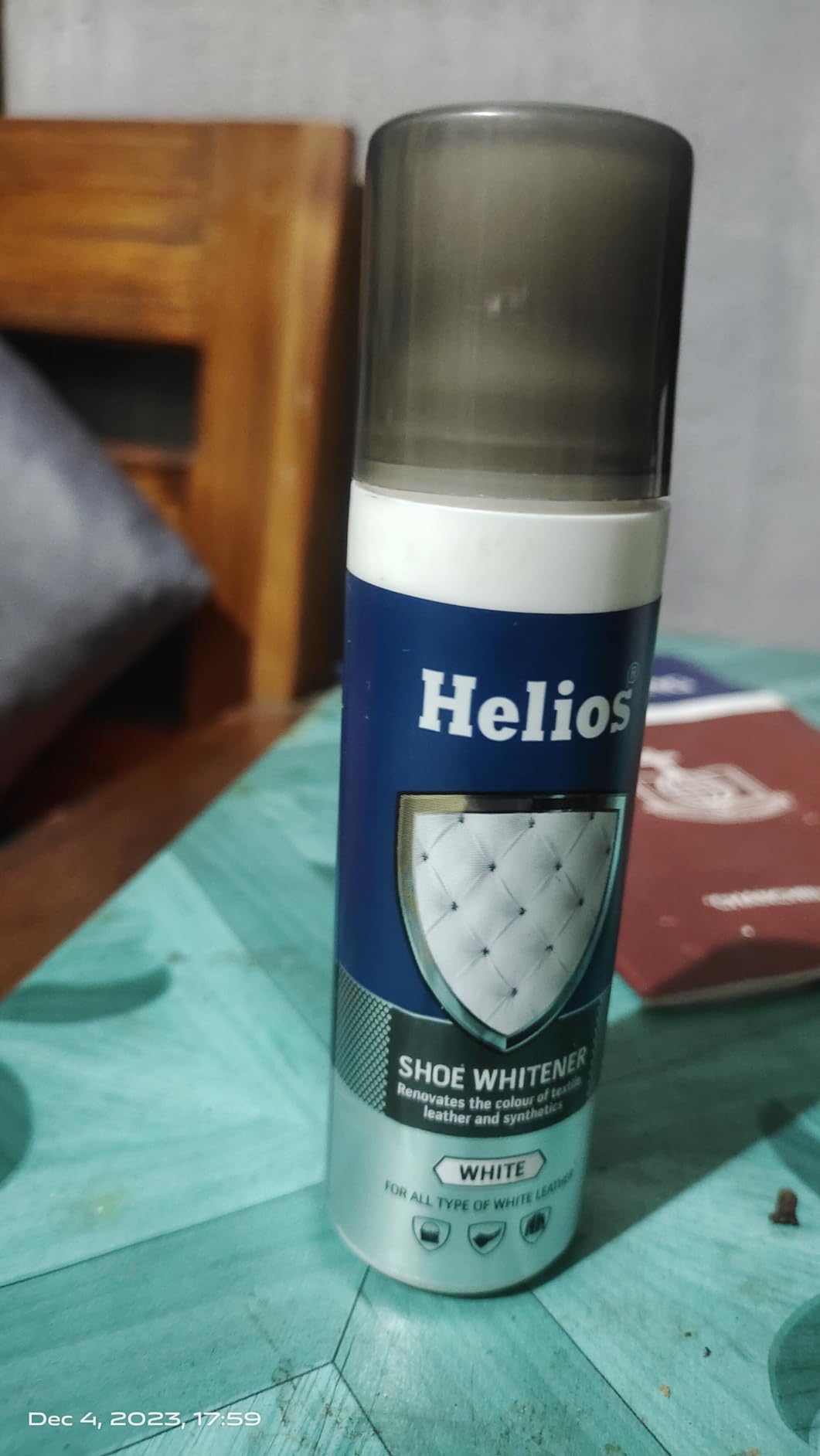 Helios Shoe Whitener| Restores White Shoe Colour Instantly | Leaves No ...