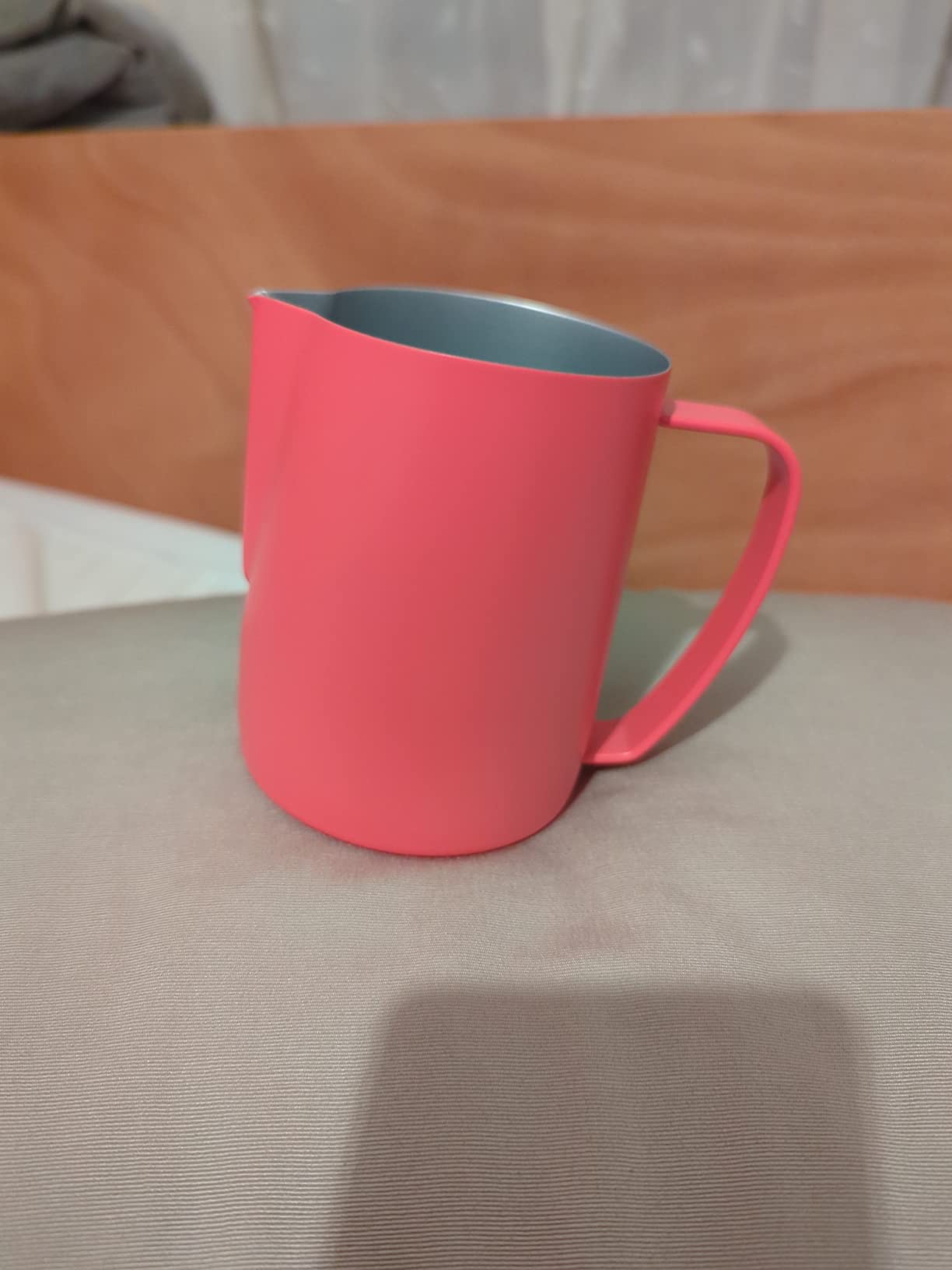 Dianoo (600 ML, Red) - Stainless Steel Frothing Pitcher Jug Milk ...