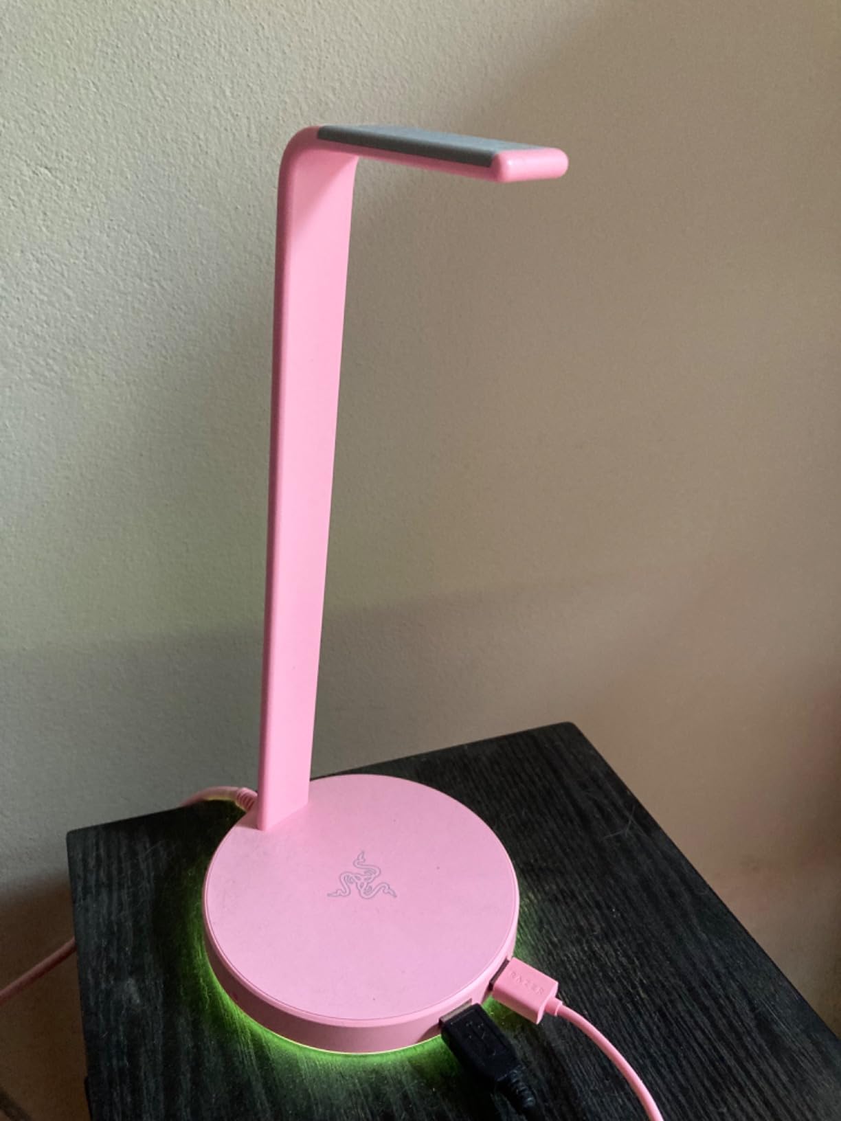 Razer Base Station V2 Chroma Headphone Headset Stand Holder: Chroma RGB ...