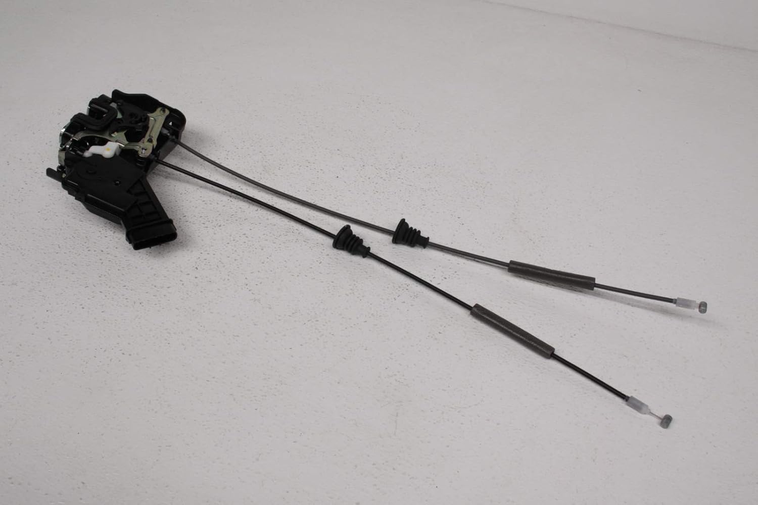 Amazon.com: Genuine OEM 81410-1D010 Latch & Actuator - RR Door, LH ...