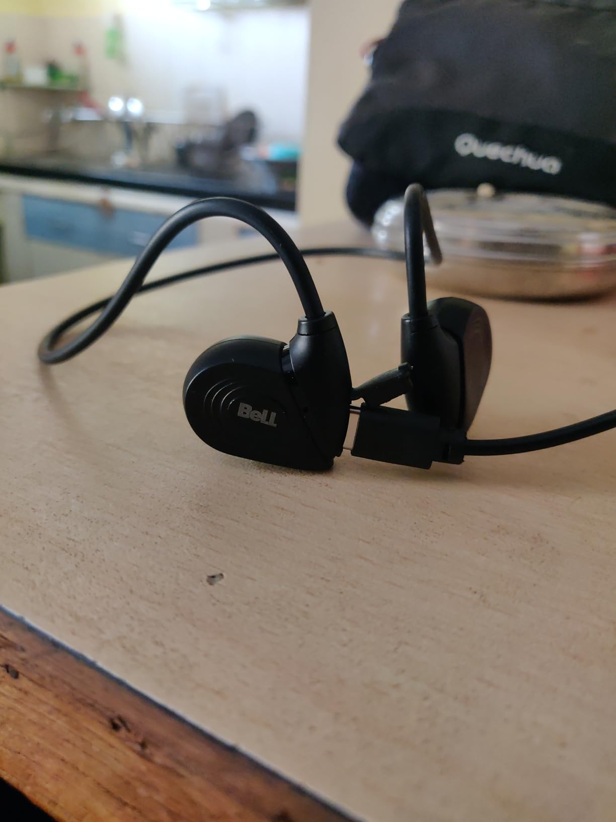 BeLL BLBHS142 Bluetooth Wireless Neckband in Ear Earphone Bone ...