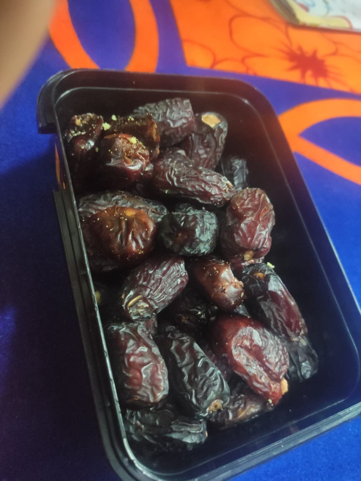 Bolas Safawi (Kalmi) Dates, 500 Grams : Amazon.in: Toys & Games