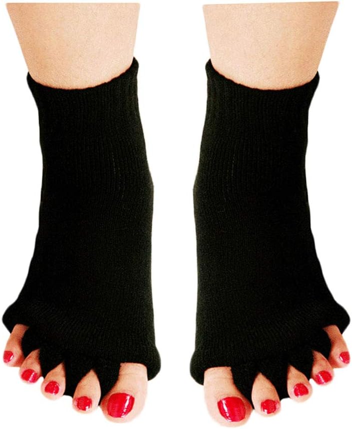 Amazon.com: Homrap Women Toe Separator Socks Toeless Foot Alignment ...