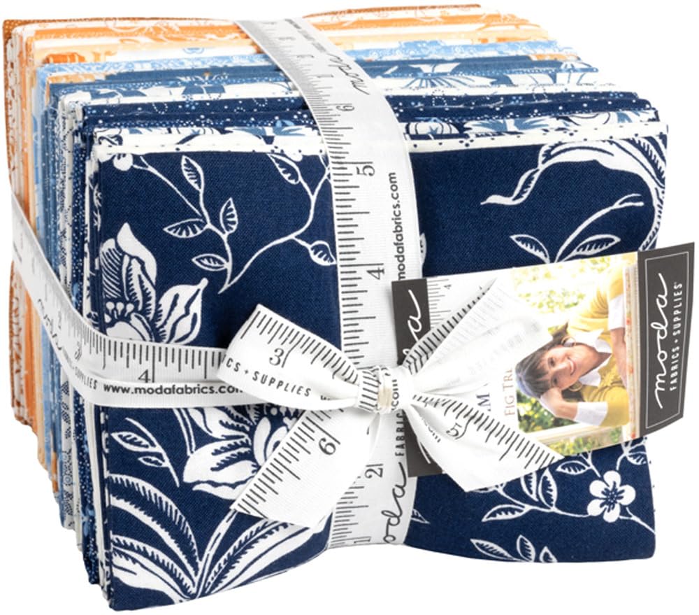 Amazon.com: Moda Fabrics Denim & Daisies Fat Quarter Bundle by Fig Tree ...