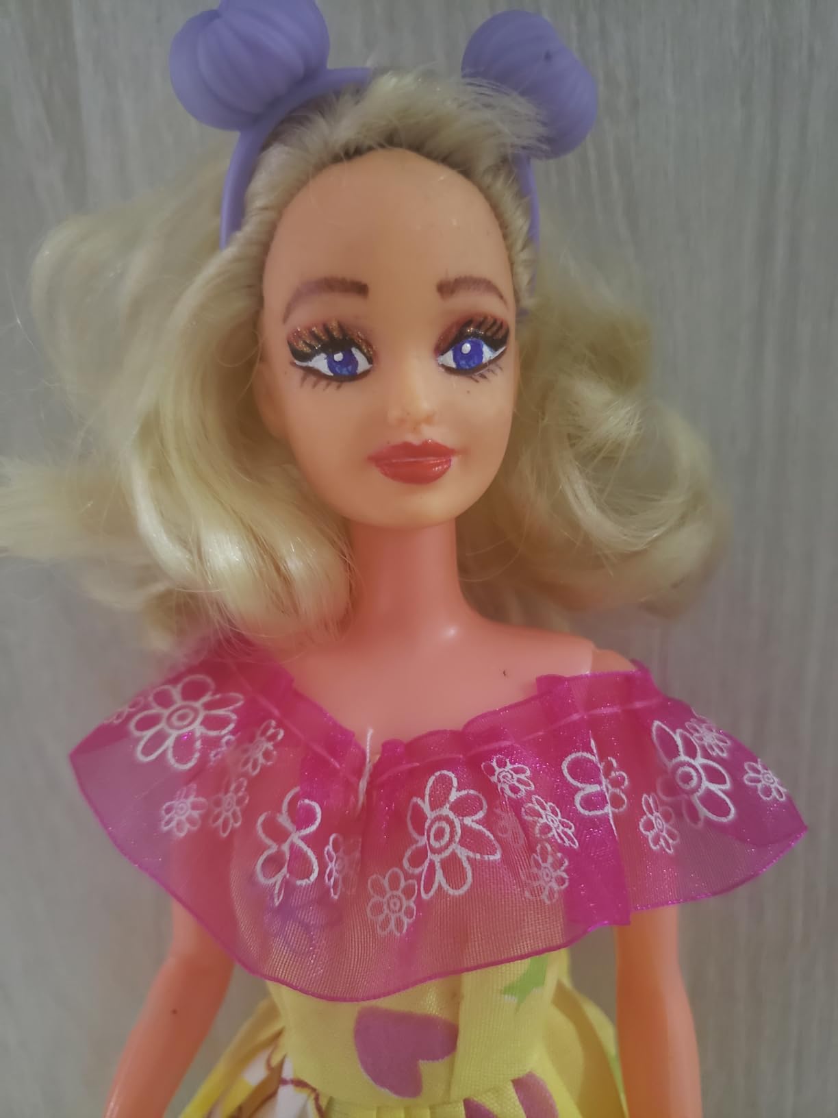 Funskool My MIA-Fashion Doll with Curley Blond Hair, Roleplay Toy for ...
