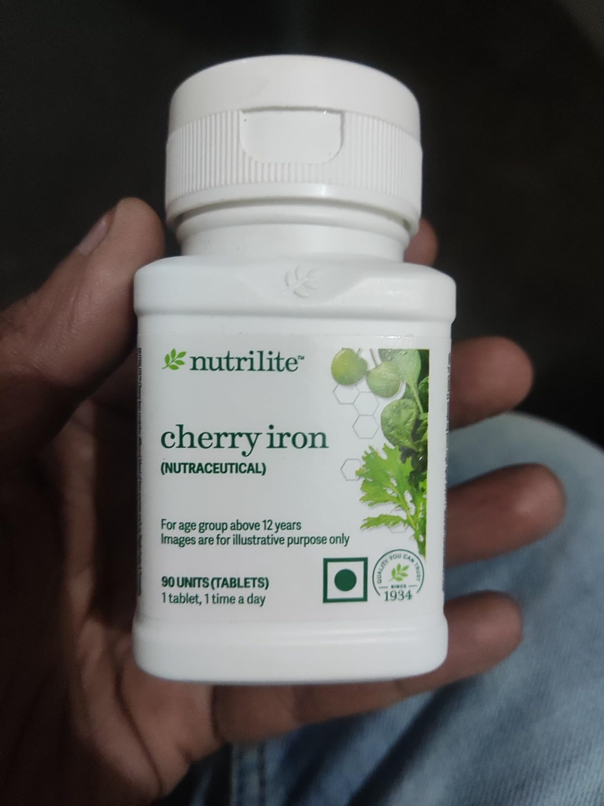 Amway Nutrilite Cherry Iron Folic Tablets, 200 grams : Amazon.in ...